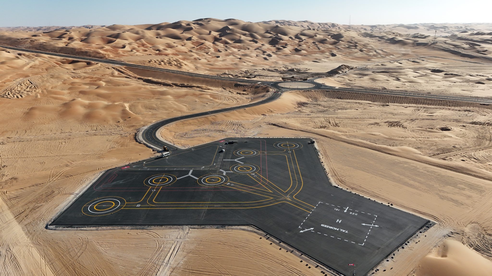The UAE's Largest Solar-Powered Helipad Features Cutting-Edge Solar ...